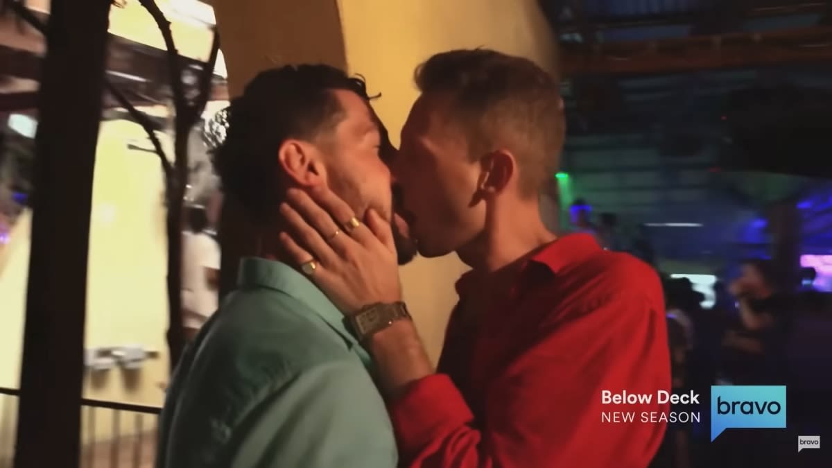 Is Fraser Olender romantically involved with Steven, a charter guest from Below Deck? – Daily News