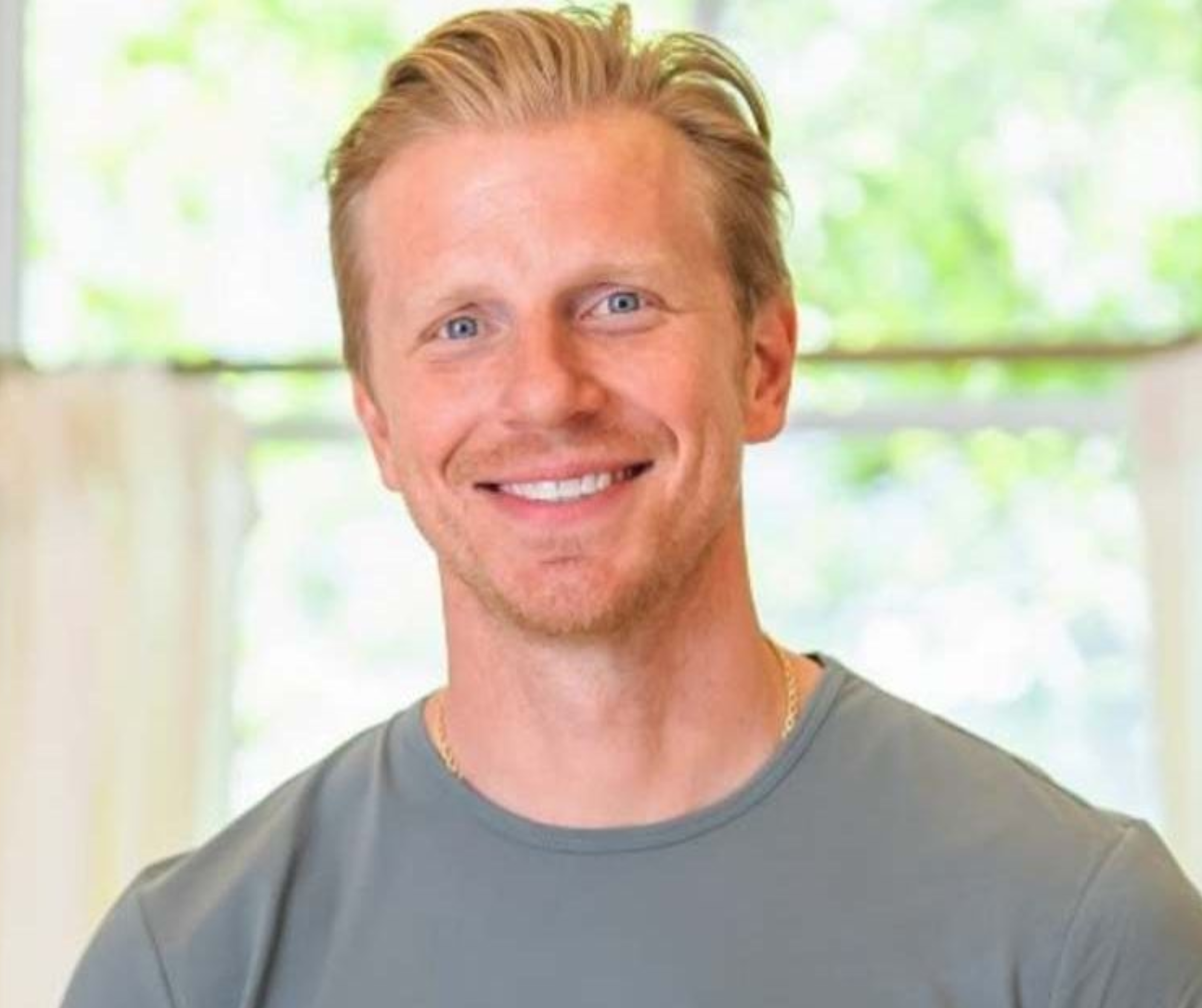 Its With Heavy Hearted We Share Sad sad About Sean Lowe As He Confirmed ...